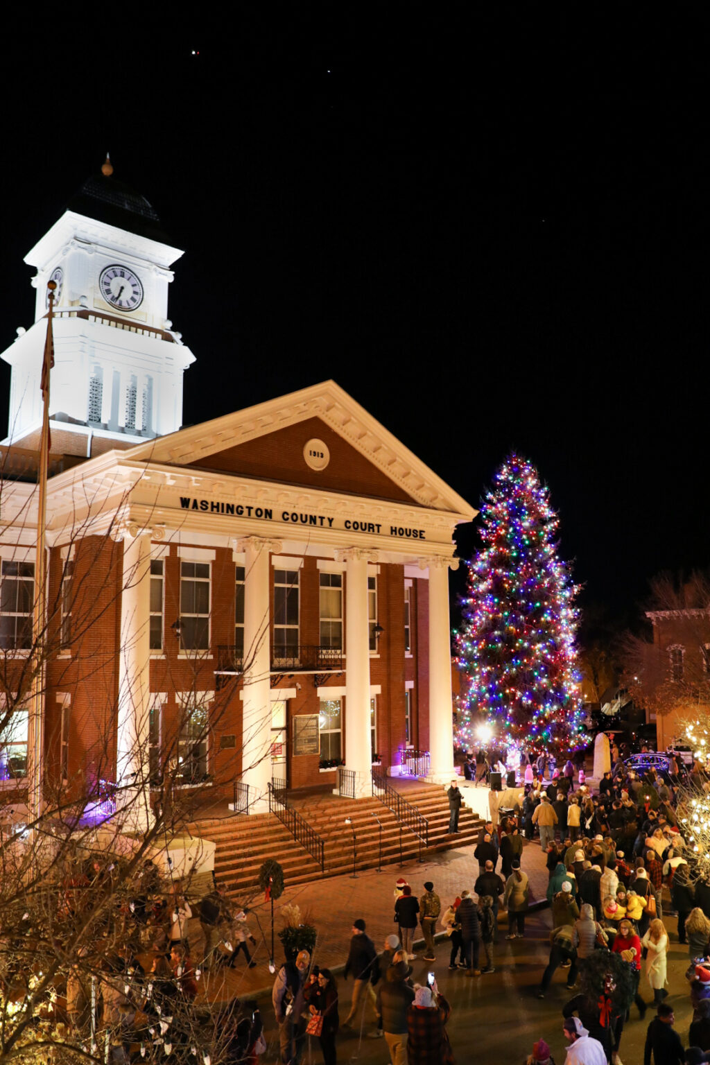 Experience the Holiday Season with Christmas in Olde Jonesborough ...